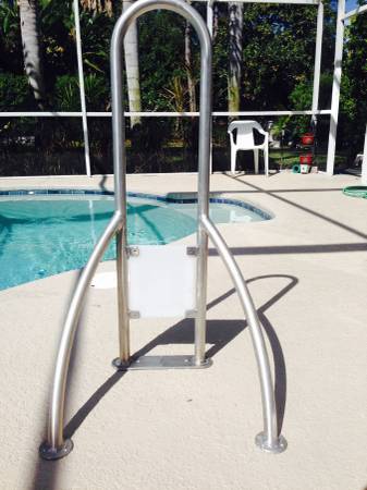 Skiff or Gheenoe Grab Bar – Leaning Post Example – Skiff Life