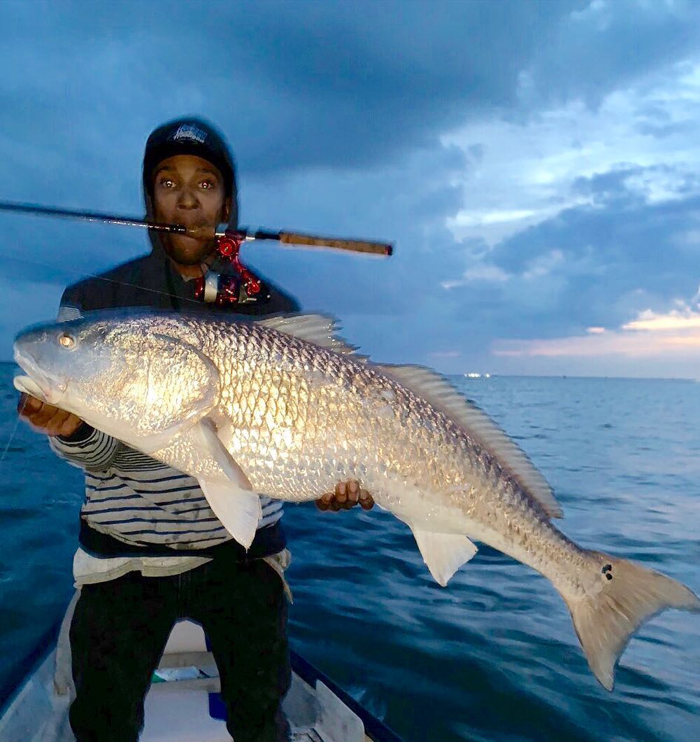 Massive Bull Redfish WOW – Skiff Life